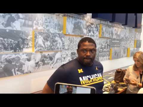 Tyrone Wheatley discusses De'Veon Smith, Chris Evans and the Michigan running game