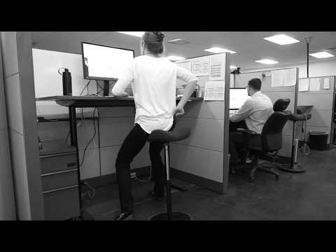 How I use my stand up desk and Move stool at work - time lapse video