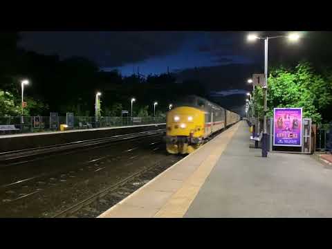 Direct Rail Services/Intercity 37419 storms through Levenshulme, 3Q39 Longsight - Leeds, 25/05/22