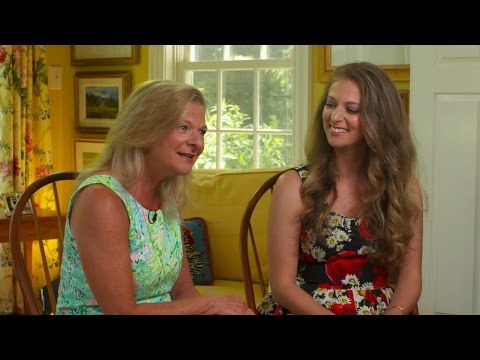 Lisa Scottoline, Francesca Serritella Share Secret to Their Writing Partnership