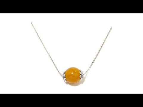 Jade of Yesteryear Spinner Pendant 18 Necklace