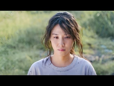 15 Years Lost on a Deserted Island, Now She’s Back to Chase Her Dream Again