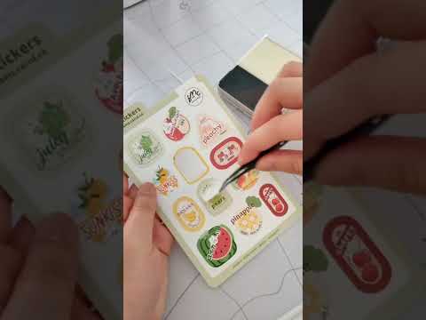 let's decorate my new samsung flip case with me! ♡ ft. new stickers #samsung #samsungflip3 #zflip3