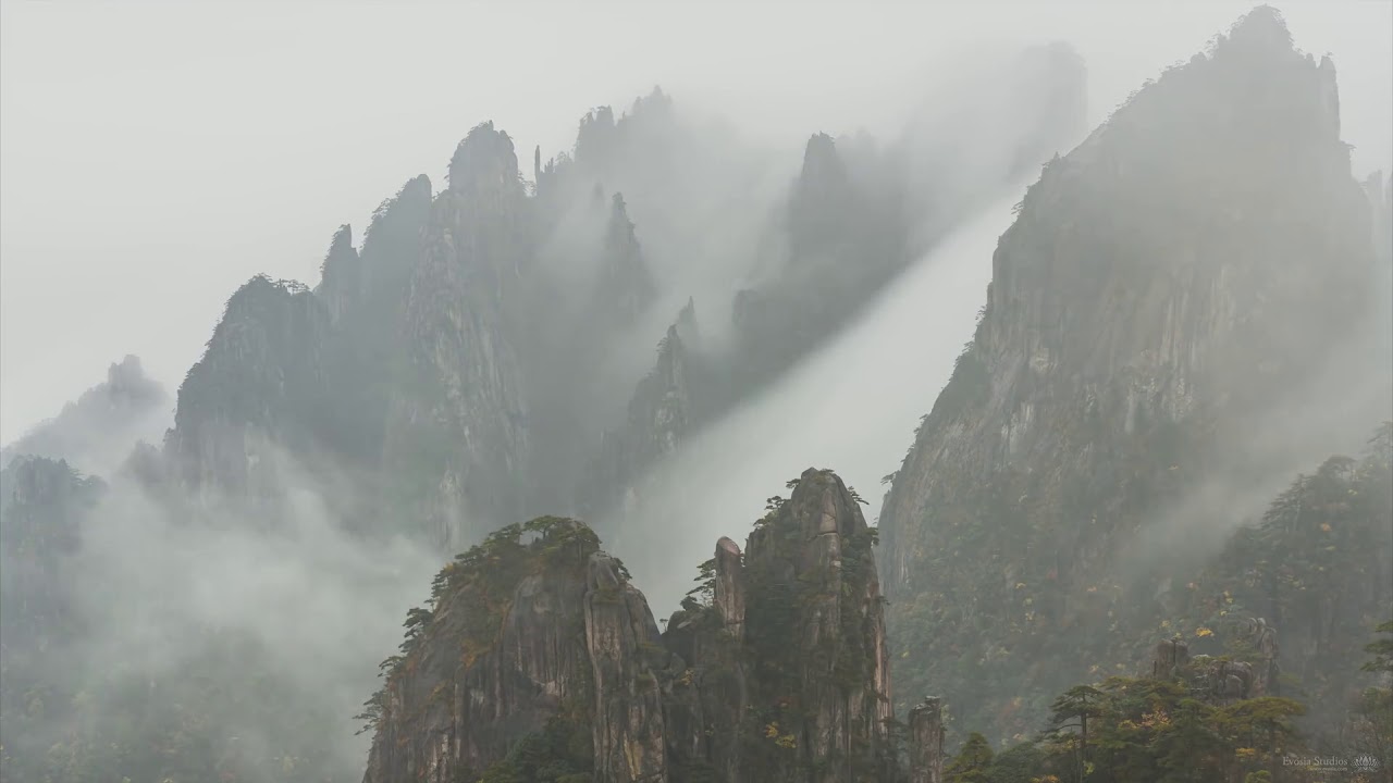 黄山 Mt Huangshan, China Yellow Mountains   Timelapse 8K