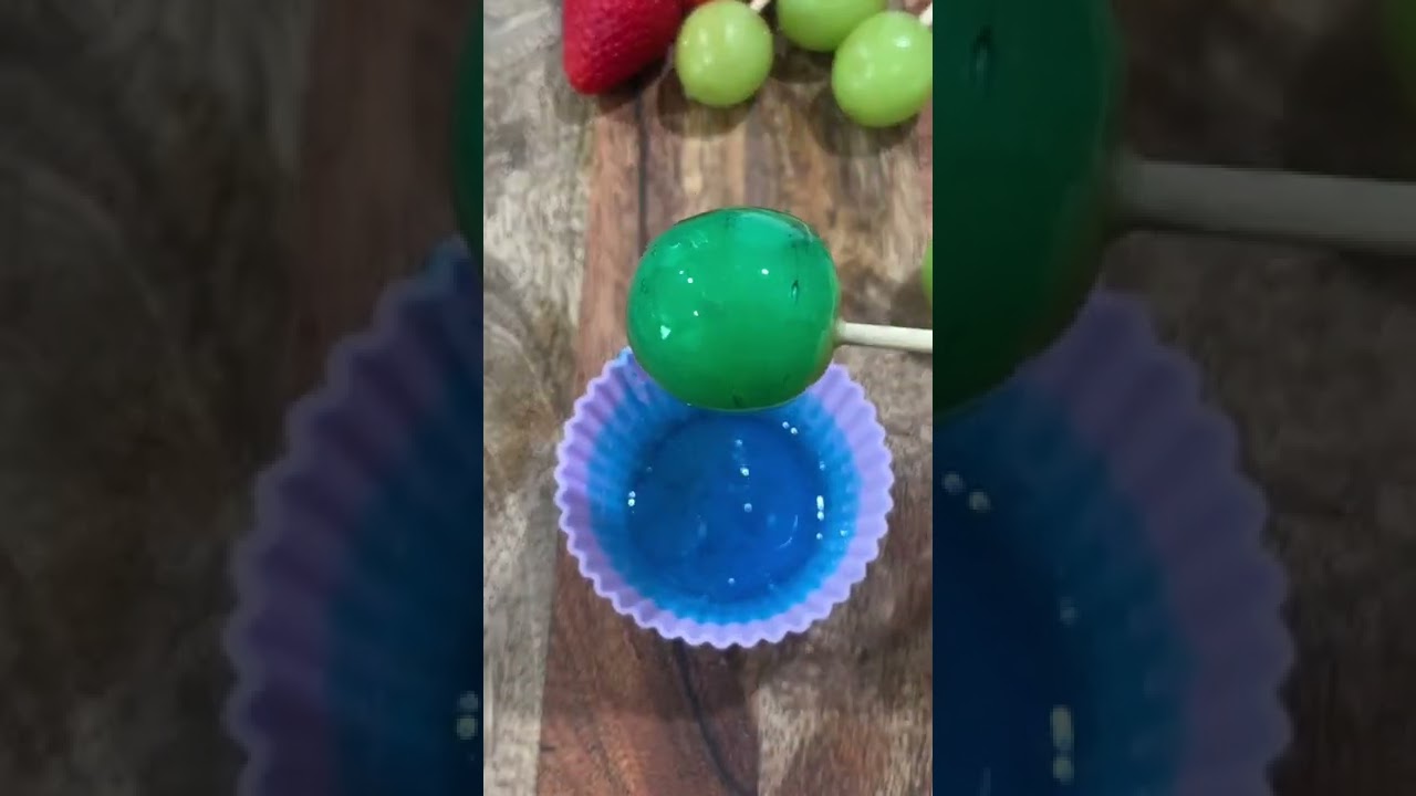 Easy Crack Grape Tutorial