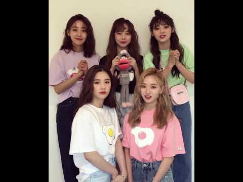 [ENG] LOONA's Message On Their bntstar Photoshoot (200422)