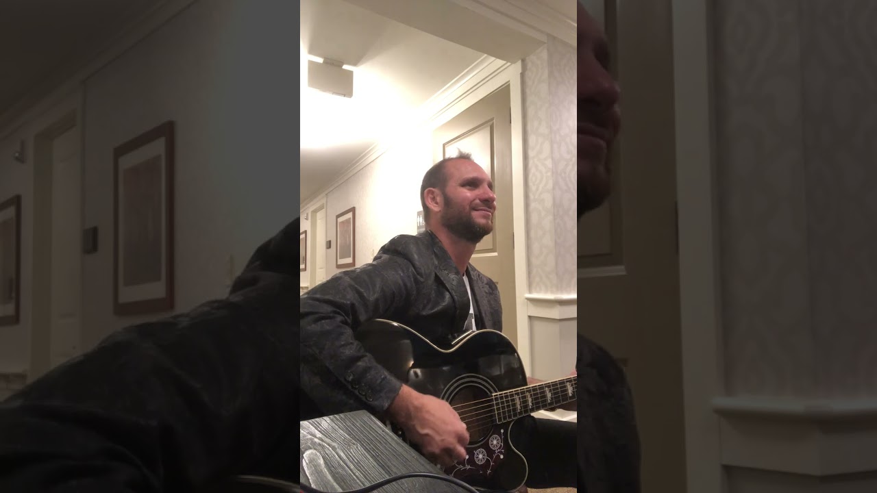 Hire Javier - Guitarist in Houston, TX | GigSalad