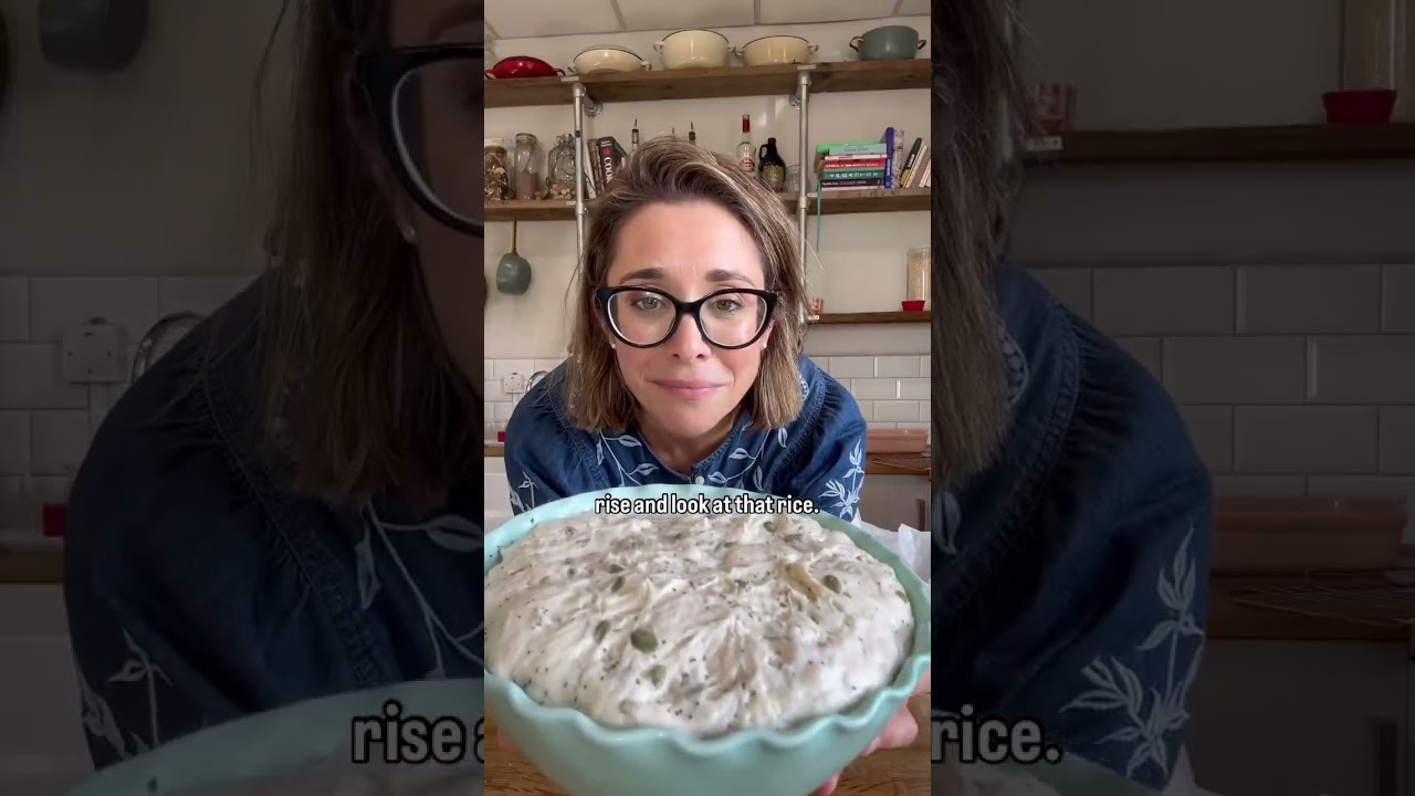 You MUST make my no-knead bread this Easter! Golden, fluffy, and no kneading required! 🥖✨