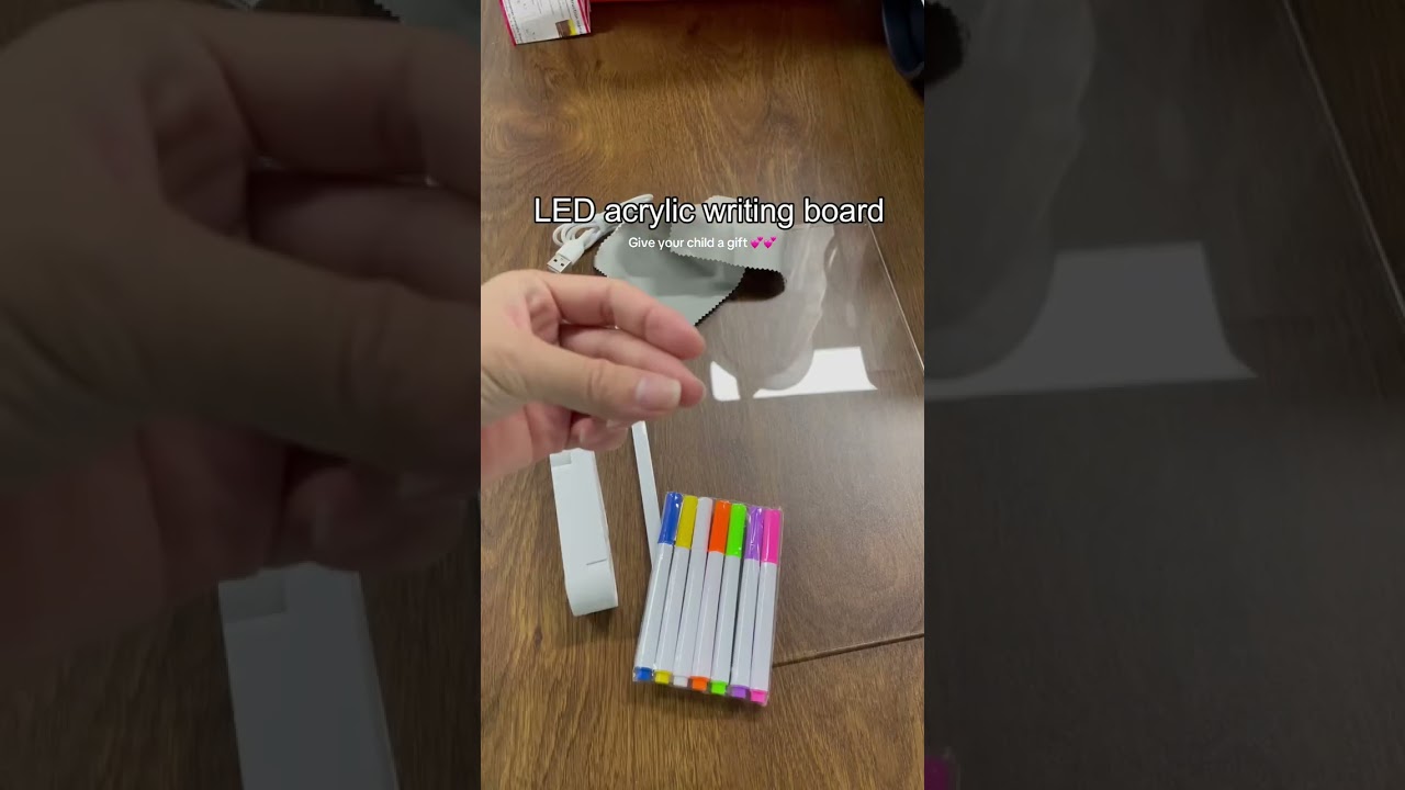 Kids love this fluorescent led acrylic writing board! #fok #board #child #gift