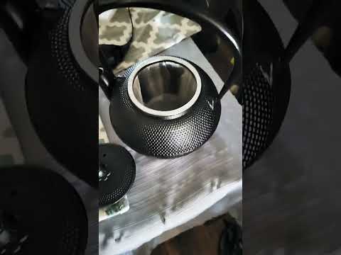 cast iron tea pot