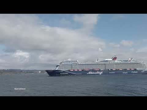 Cruise Ship MEIN SCHIFF 7 outbound Hamburg from A Coruna [4K]