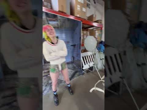 BTS of 𝓐𝓼𝓱 𝓥𝓲𝓬𝓲𝓸𝓾𝓼 and her straitjacket/booty juice adventure