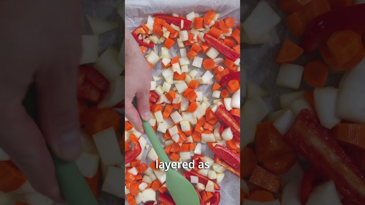 Carrot and Red Pepper Soup  #recipe #soup #plantbased