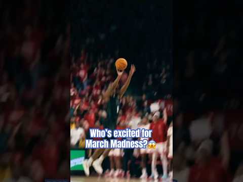 Michigan State Buzzer Beater!😱 #collegebasketball #ncaabasketball #marchmadness #buzzerbeater