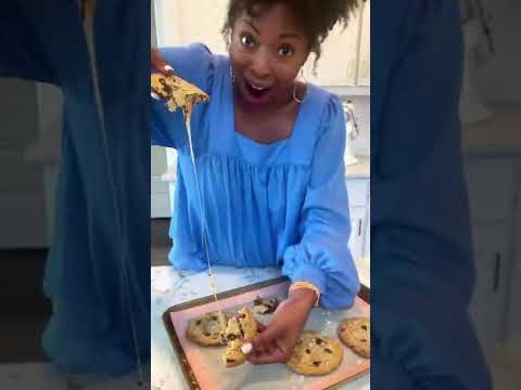 Salted Caramel Chocolate Chip Cookies!