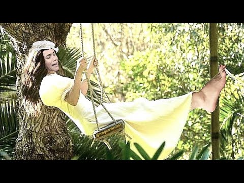 Meghan Swings At The Royals....Again