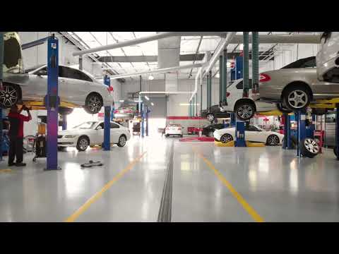 iAUTOHAUS - European Car Service Center in Tempe, AZ (30s)