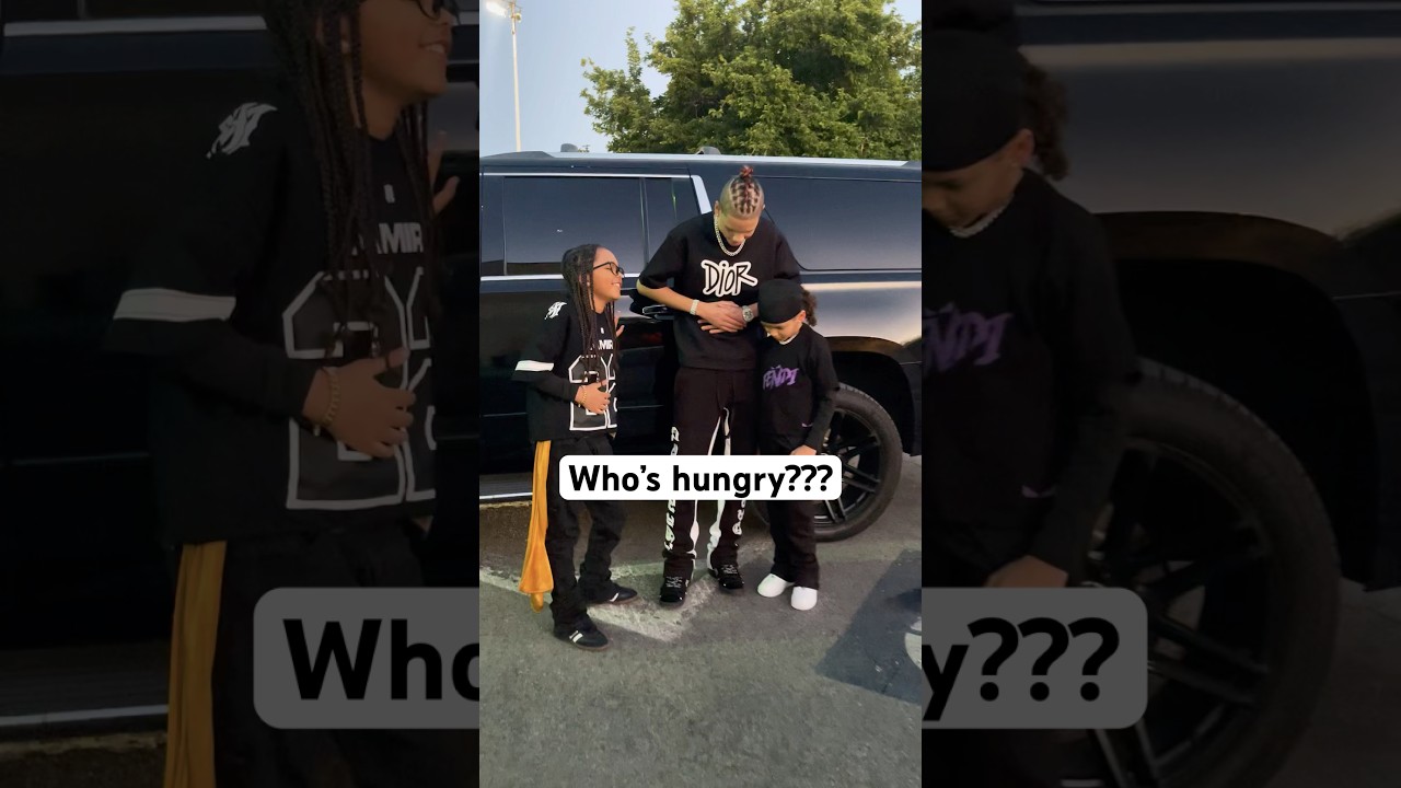 What do yall wanna eat ?? #bigbacks #stayhungry #lovefood #letseat #pizza #chicken #icecream