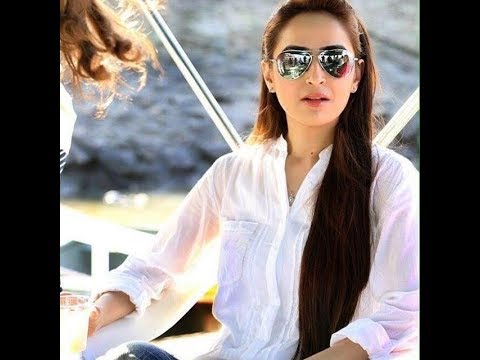 The Stunning Kanwal Malik sharing all her knowledge about STOCKS