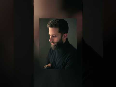 Trick for professional-looking portraits at home!🙌 #iphonephotographyschool #iphonecamera