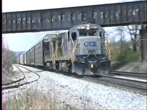 Great sounding SBD, and CSX 4 axle GE's on the ex-B&O mainline in 1990