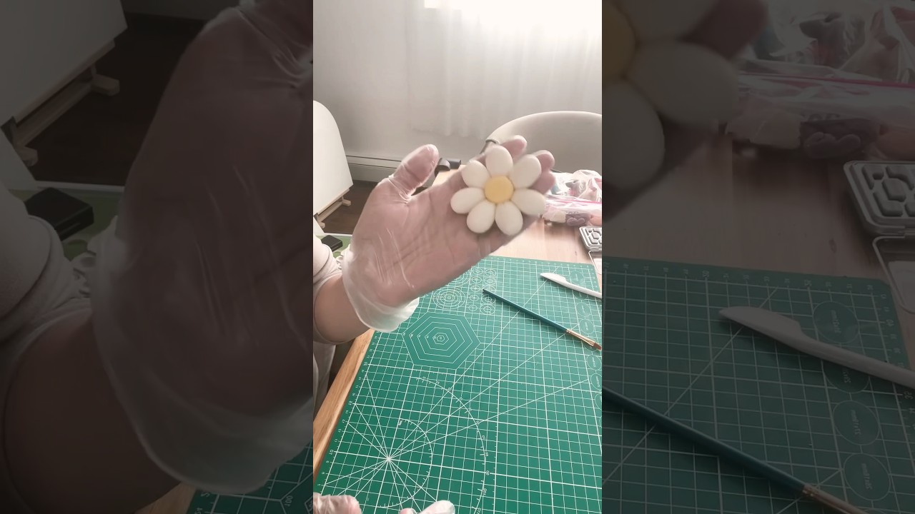 Gumpaste Daisy Tutorial – Perfect Cake Topper! #cute #handmade #cakedecorating