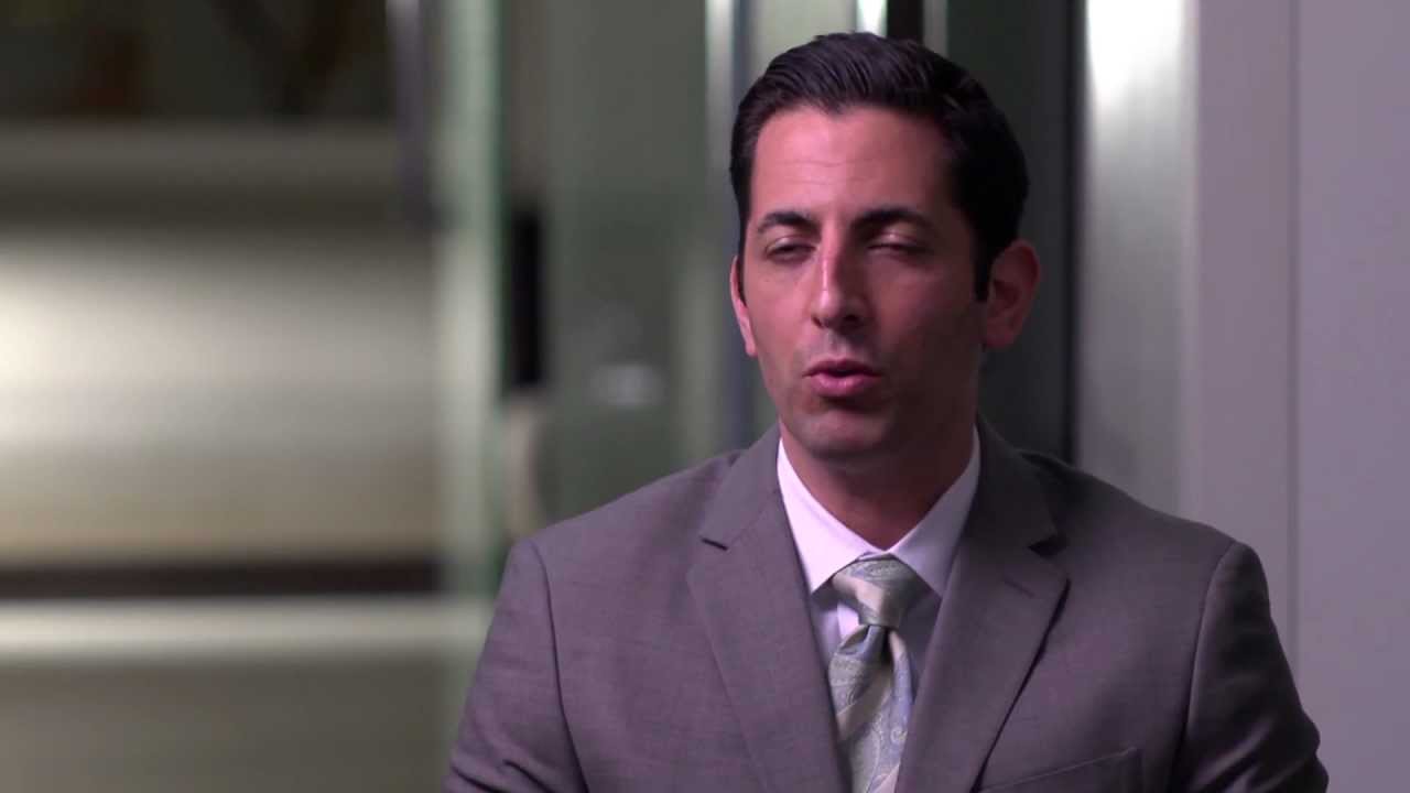 Best Gastroenterologist in Los Angeles | Gi Doctor | Dr. Peyton Berookim