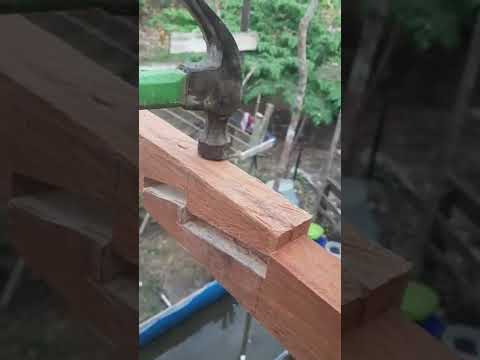 Cara buat dan pasang sambungan balok kayu #shorts
