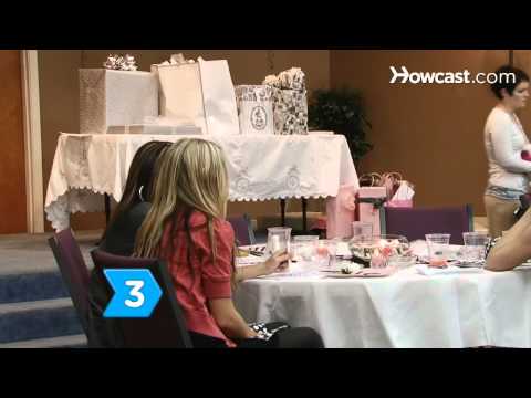 How to Follow Wedding Shower Etiquette