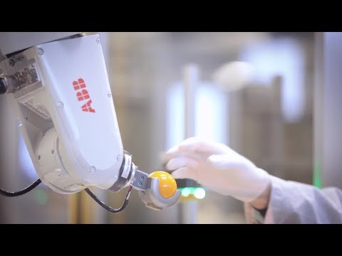 ACOPOStrak: Human-track collaboration