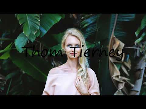 How to pronounce Thom Tierney in English?