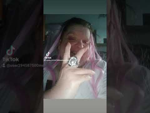 I'm very beautiful and sexy and hot Melissa