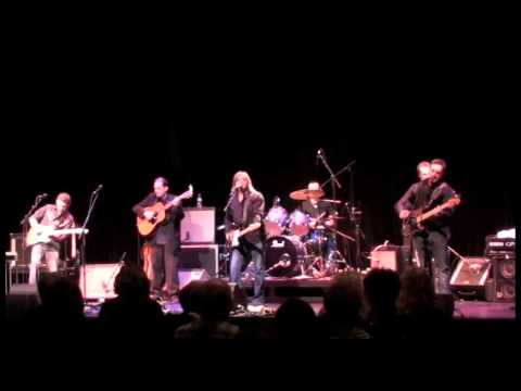 BLIND RIVER LIVE - the Merle classis "Sing me Back Home"