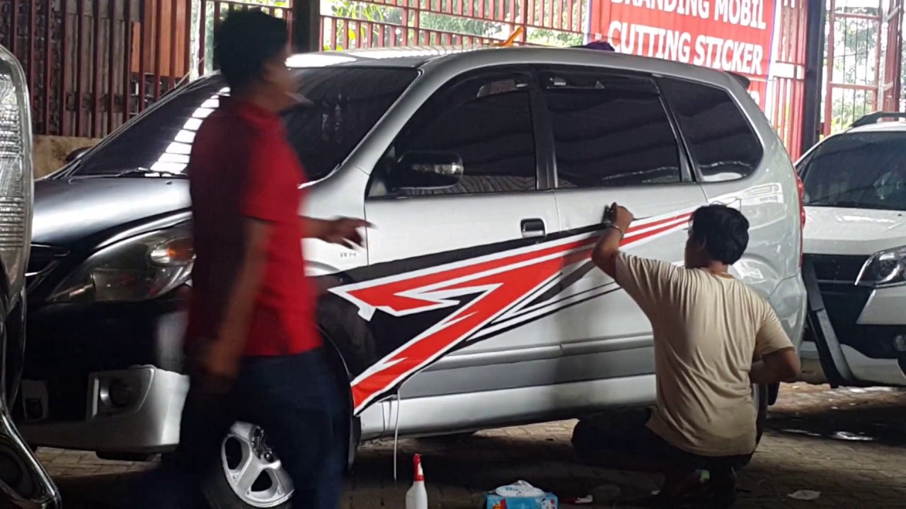 Tempat Jual Cutting Sticker Mobil di Makassar | HP/WA 085255868100