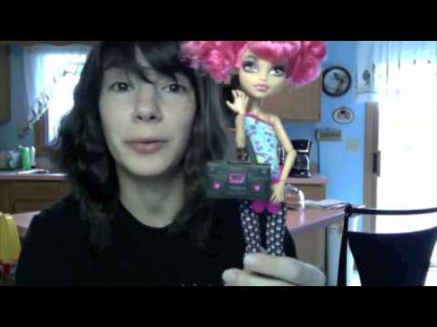 Dolly Review: Dance Class Howleen (Confessions of a Doll Collectors Daughter)