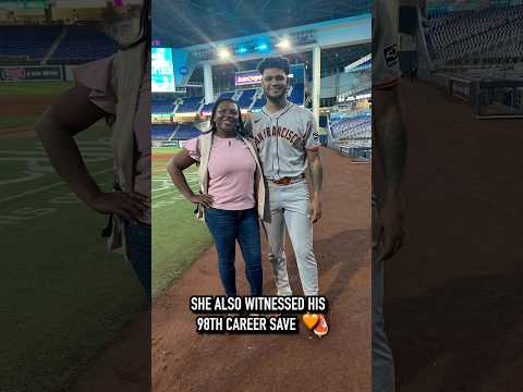 Nothing like pitching in front of your mom for the first time 🧡