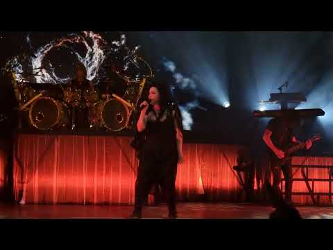 Watch: Evanescence Perform Live With New Line-up for the First Time ...