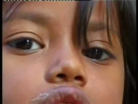strange angels (nepal 2k)