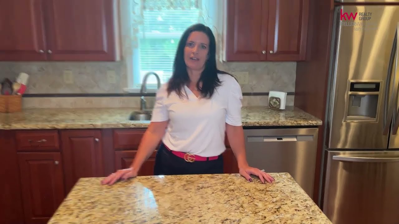 2126 Deer Ridge Drive Pottstown, PA Carolyn Maniscalco KW Live TV