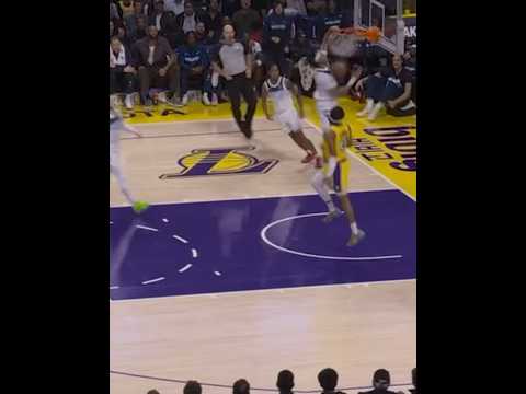 Terrence Shannon Jr goes for a flight!
