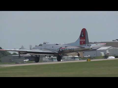 2019-07-13 B-17 and other planes at AirExpo Show at Flying Cloud