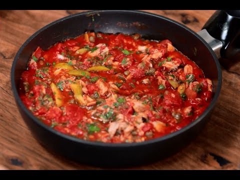 How to use tomato passata, tinned and crushed tomatoes to create the perfect pasta sauce