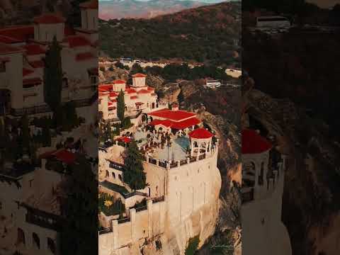 𝗩𝗮𝗿𝗹𝗮𝗮𝗺 𝗠𝗼𝗻𝗮𝘀𝘁𝗲𝗿𝘆 𝗶𝗻 𝗠𝗲𝘁𝗲𝗼𝗿𝗮✝️⛰️🍂 #meteora #trikala #tripvlogskostaslaios