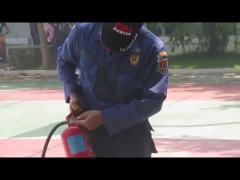 Petunjuk Alat Pemadam Kebakaran Api Ringan, Pelatihan APAR di SMK KI - AKIN [10]