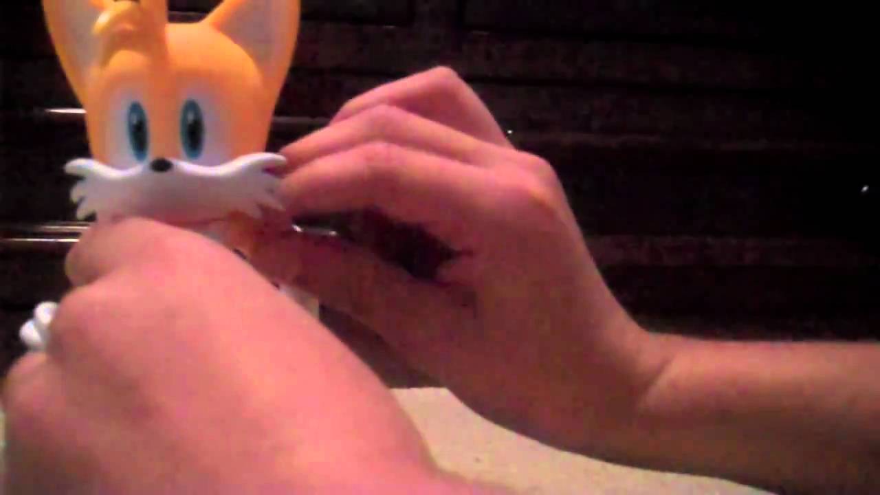Tails Super Poser Review