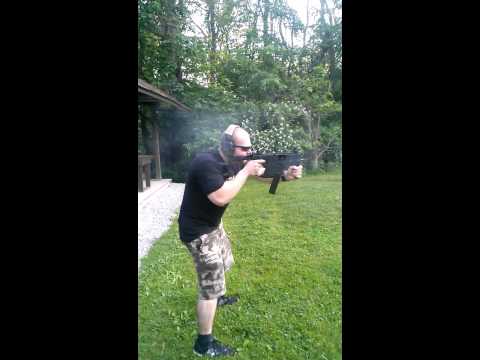 KRISS Vector 45 SMG Demo