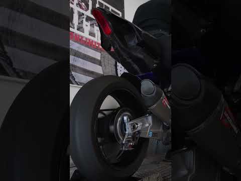 2024 YZF-R1 full spec Superbike on the dyno!