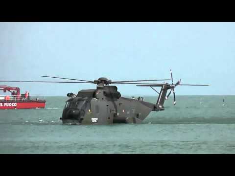 HH3F Helicopter Water Landing - Canal Piloto
