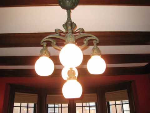 House For Sale - 2690 N Summit Ave Milwaukee