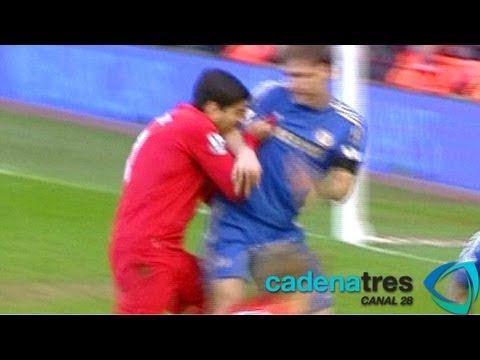Uruguay Cap. segunda mordida de Luis Suárez – violenciaenelfutbol